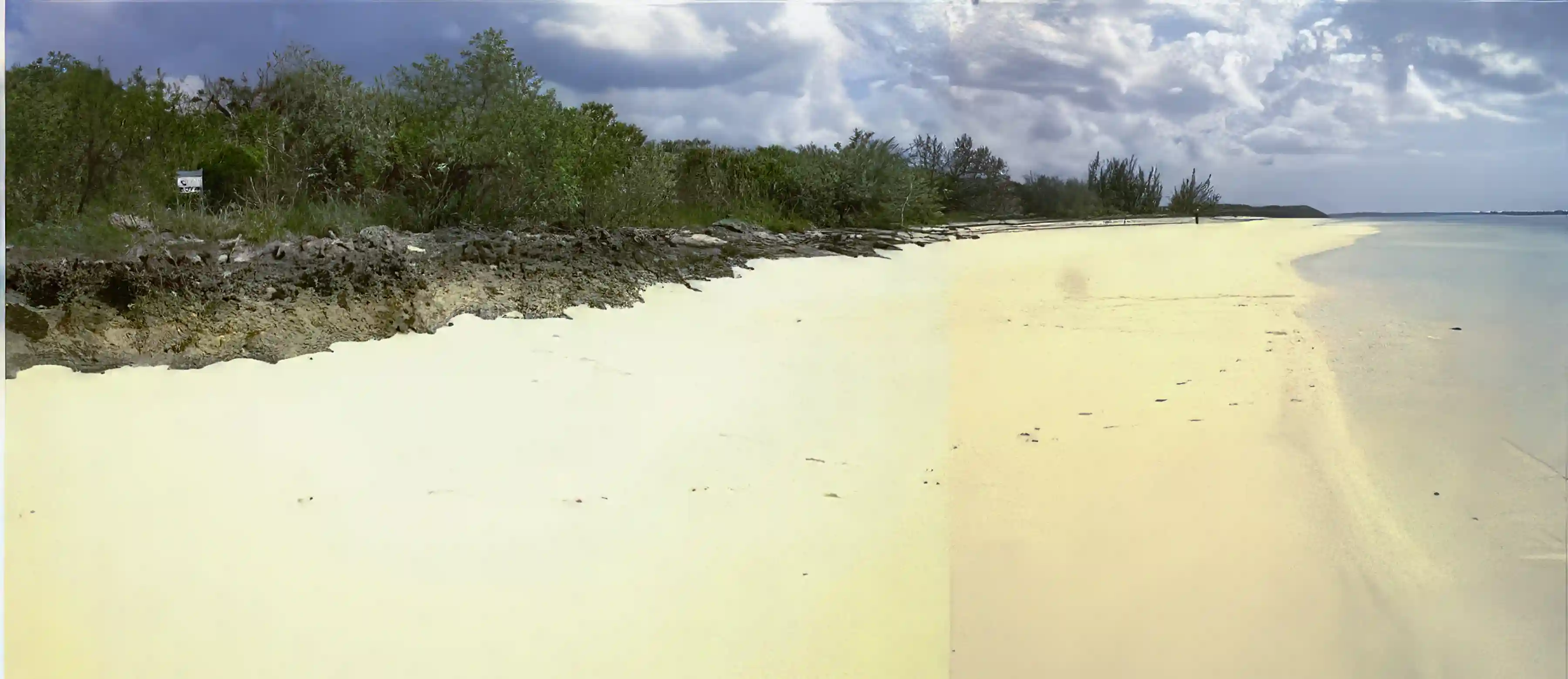 Private Island for Sale in Neptune's Nest / Devil's Cay, the Berry ...