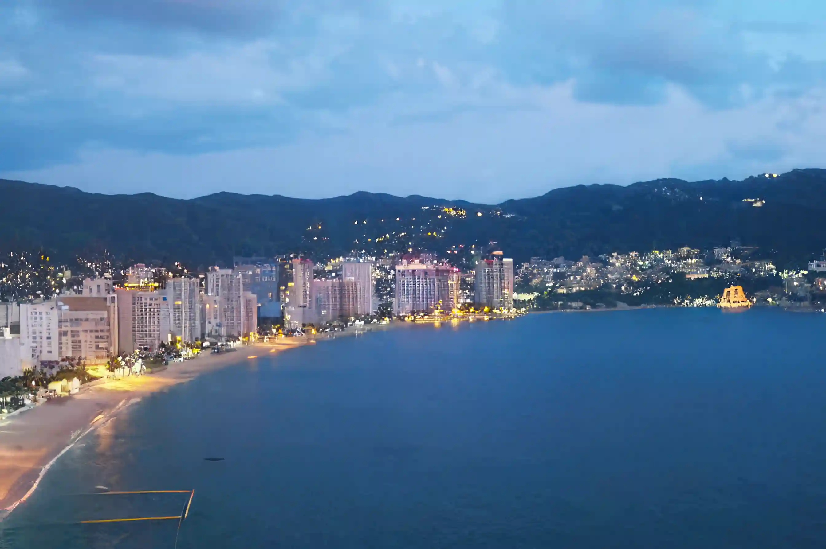 Sandy Ocean Beachfront Condo for Sale and Rent in Acapulco, Acapulco ...