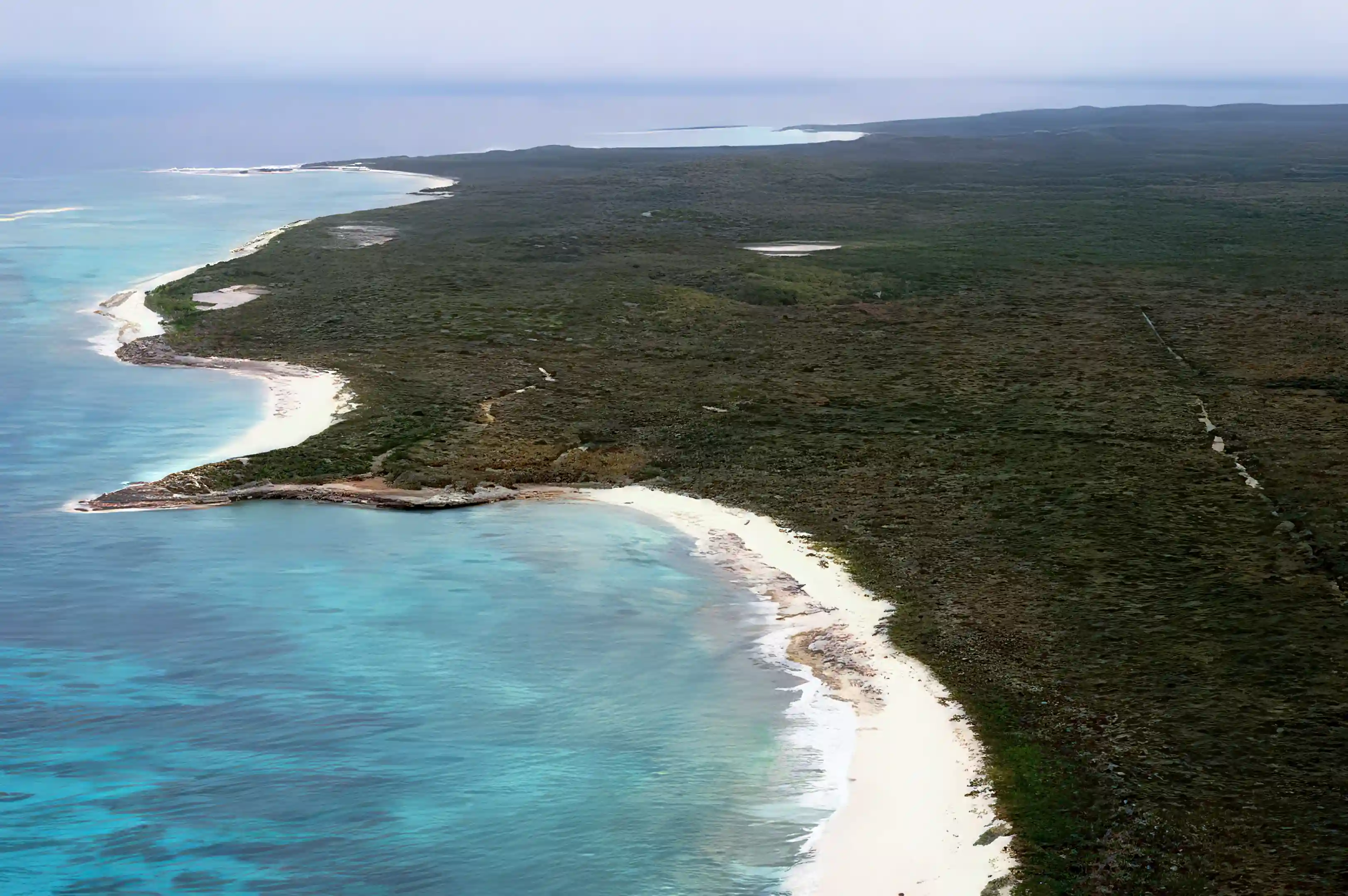 Beachfront Lot for Sale in Rum Cay Island, Bahamas - Viviun
