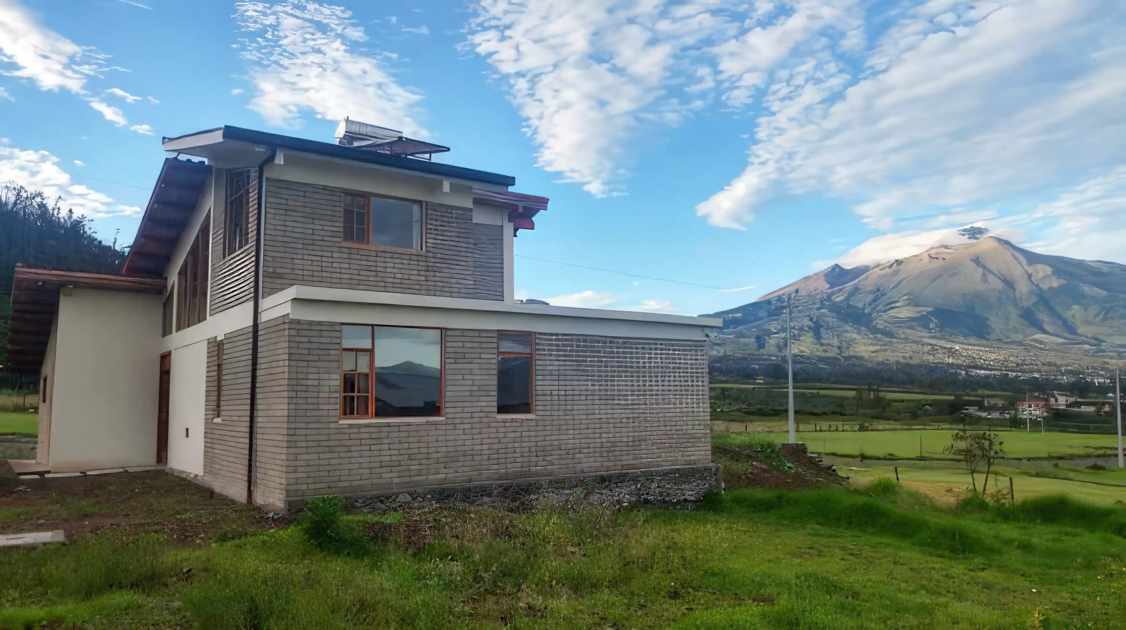 New Country Home for Sale and Rent in La Violeta, in Front to World ...