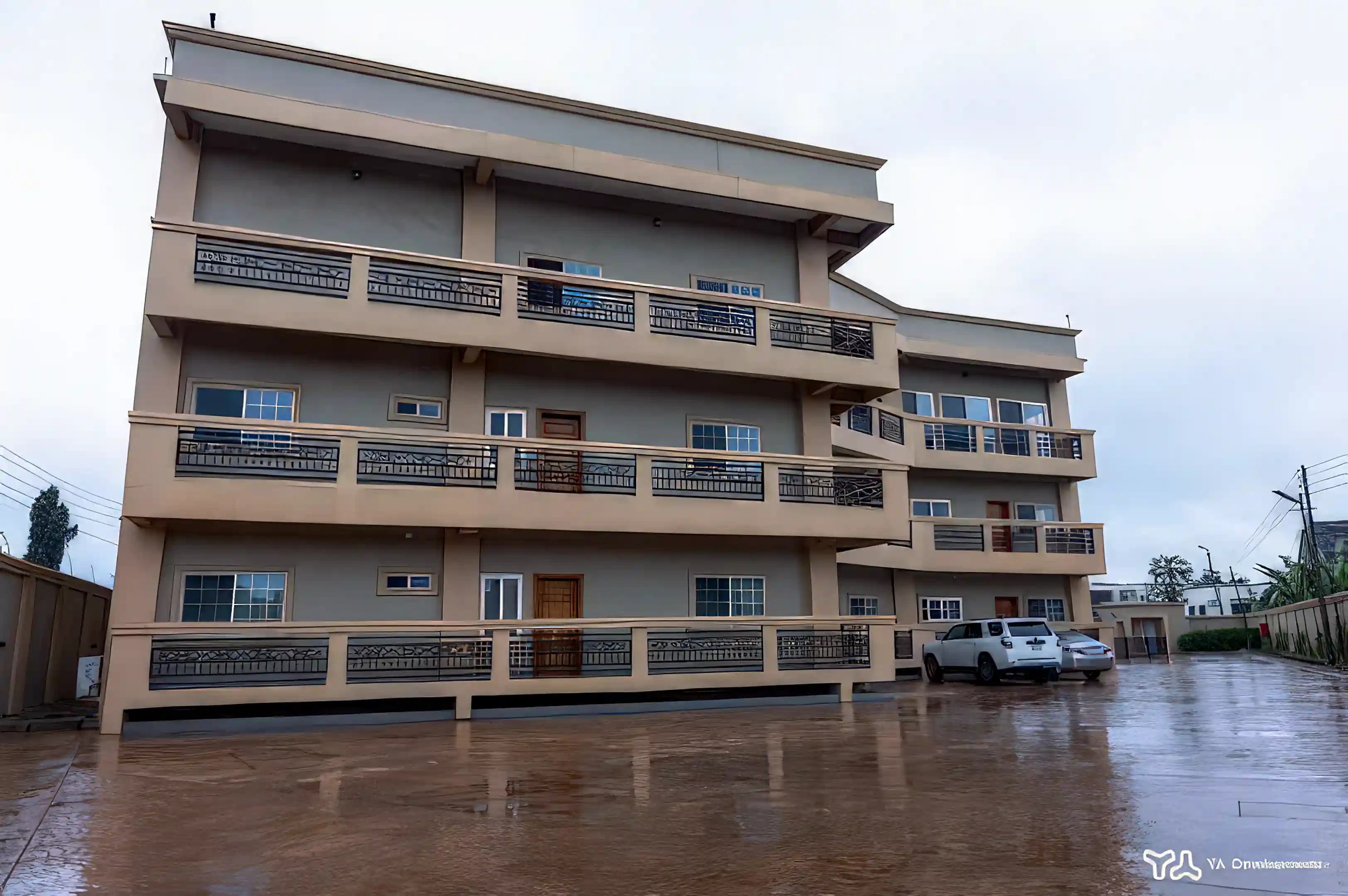 Apartment Building for Sale in 9 First Circular Crescent, Accra, Ghana ...