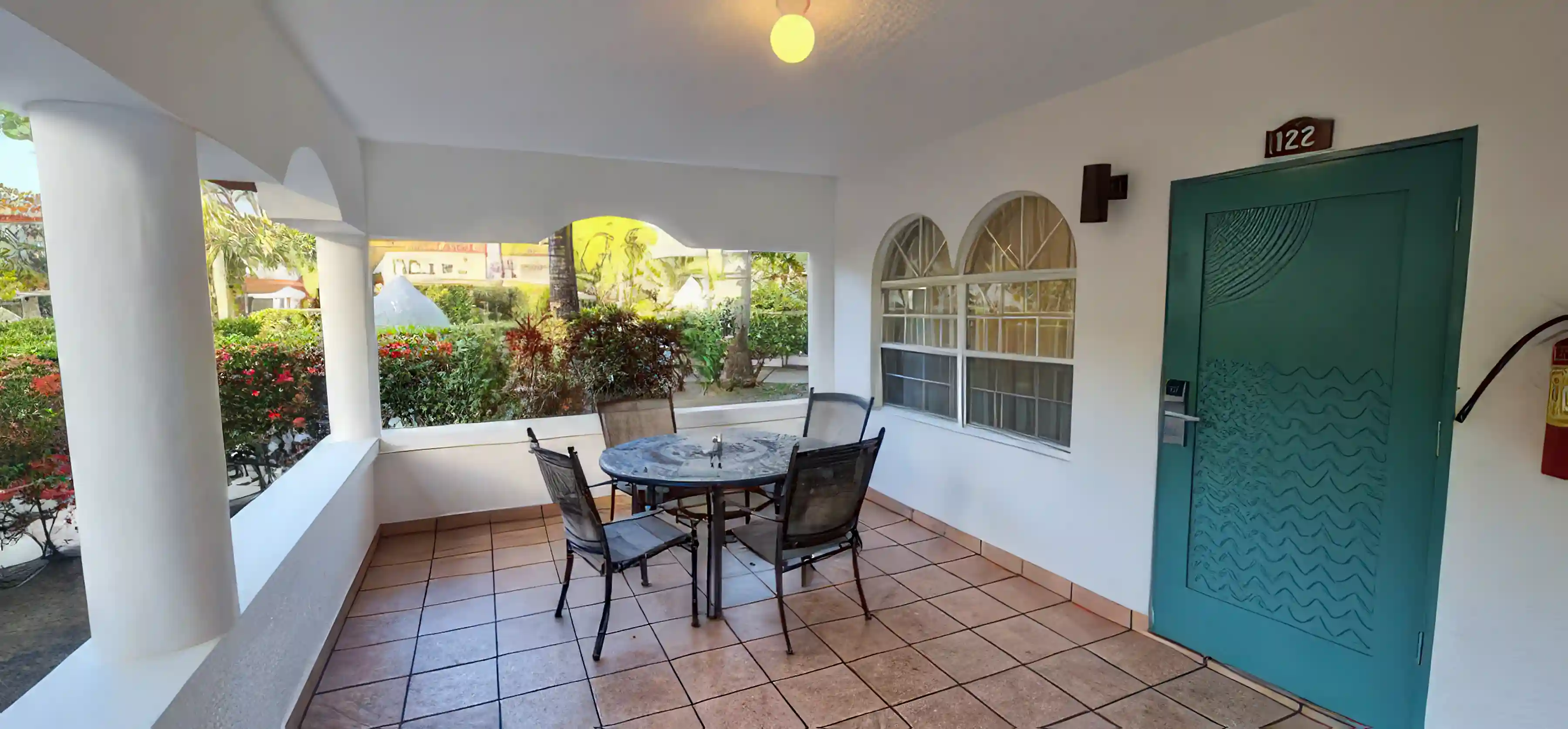 Poolside Condominium for Sale in Mayan Princess 122, West Bay, Isla De ...