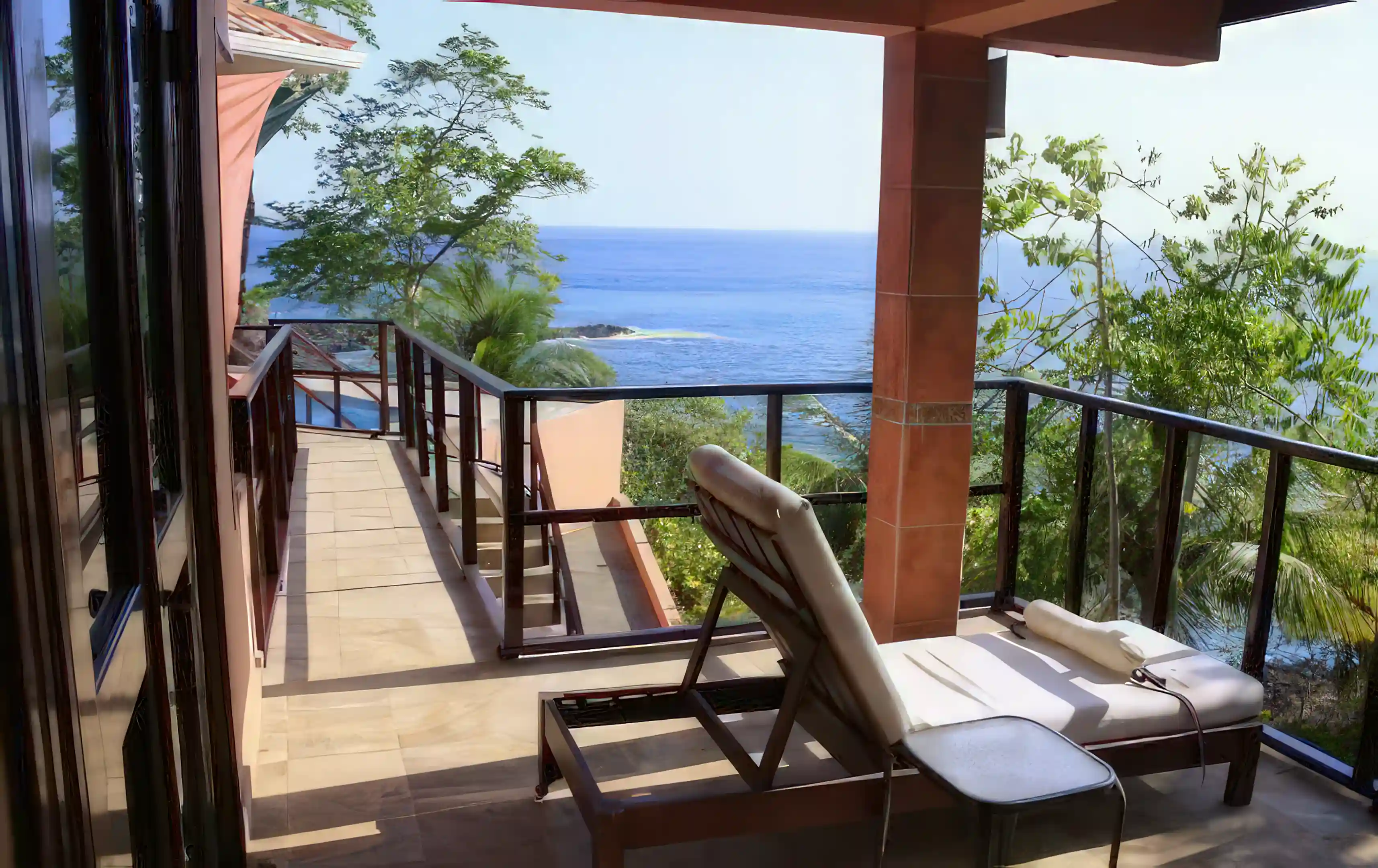 5 Bed, 5 Bath Waterfront Home for Sale in Mata Oscura, Mariato, Panama