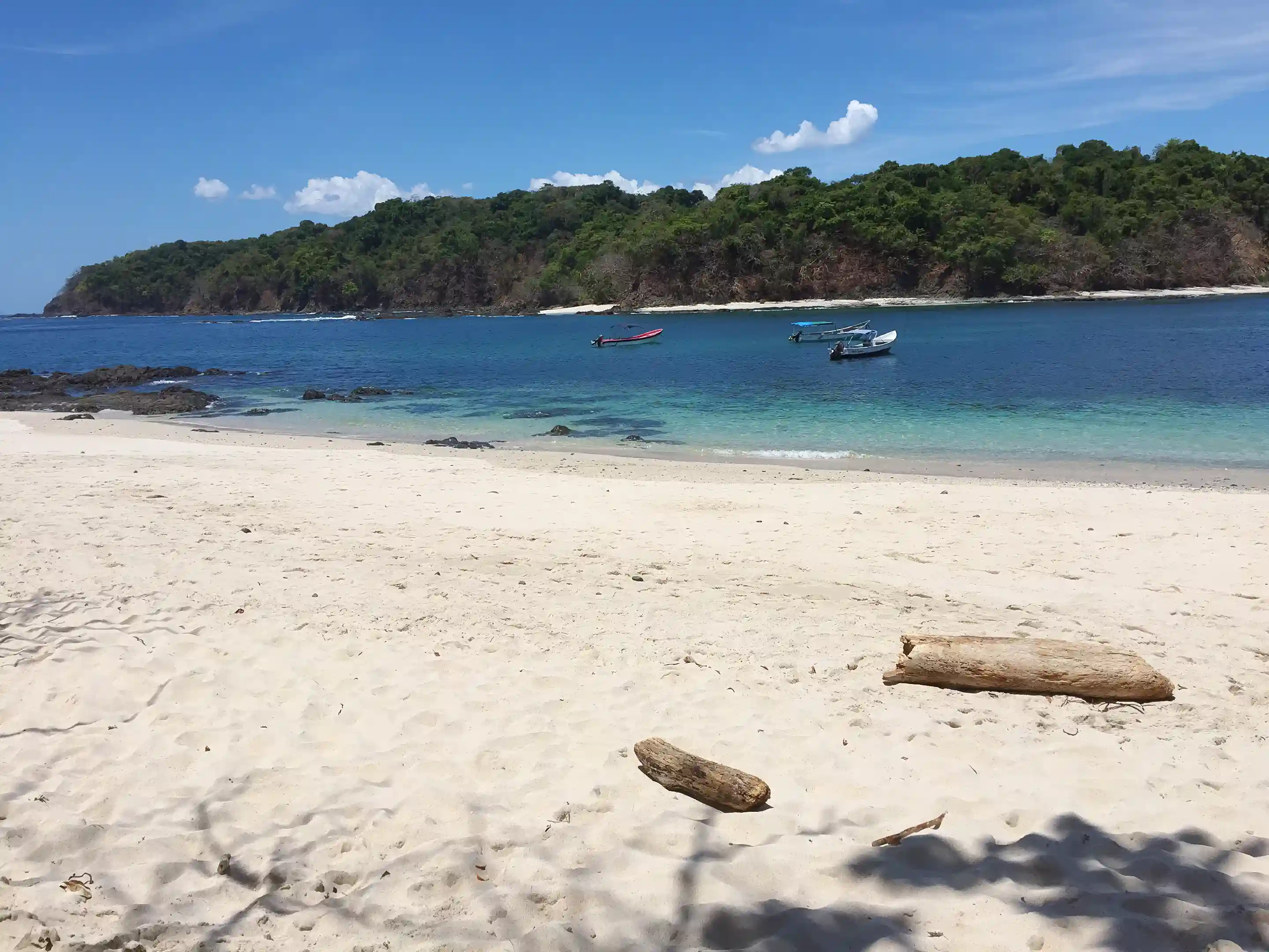 5 Bed, 5 Bath Waterfront Home for Sale in Mata Oscura, Mariato, Panama ...