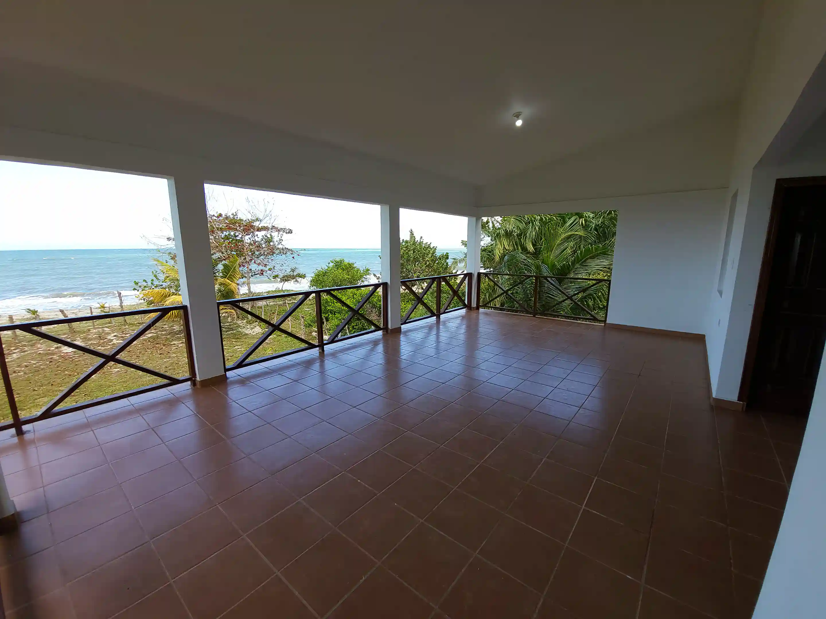 Beachfront Home for Sale in Colonia Brisas Del Mar, Balfate, Colon ...