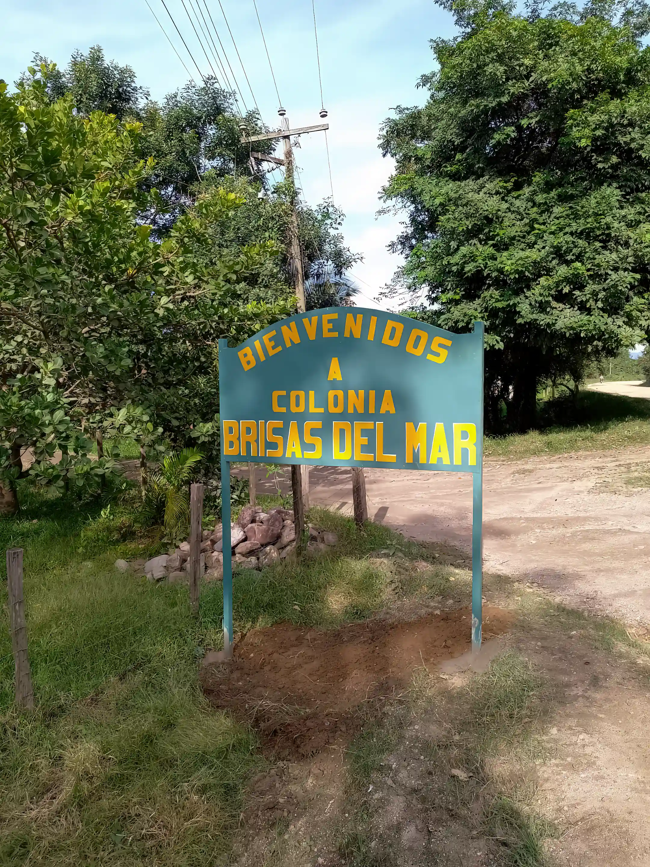 Beachfront Home for Sale in Colonia Brisas Del Mar, Balfate, Colon ...