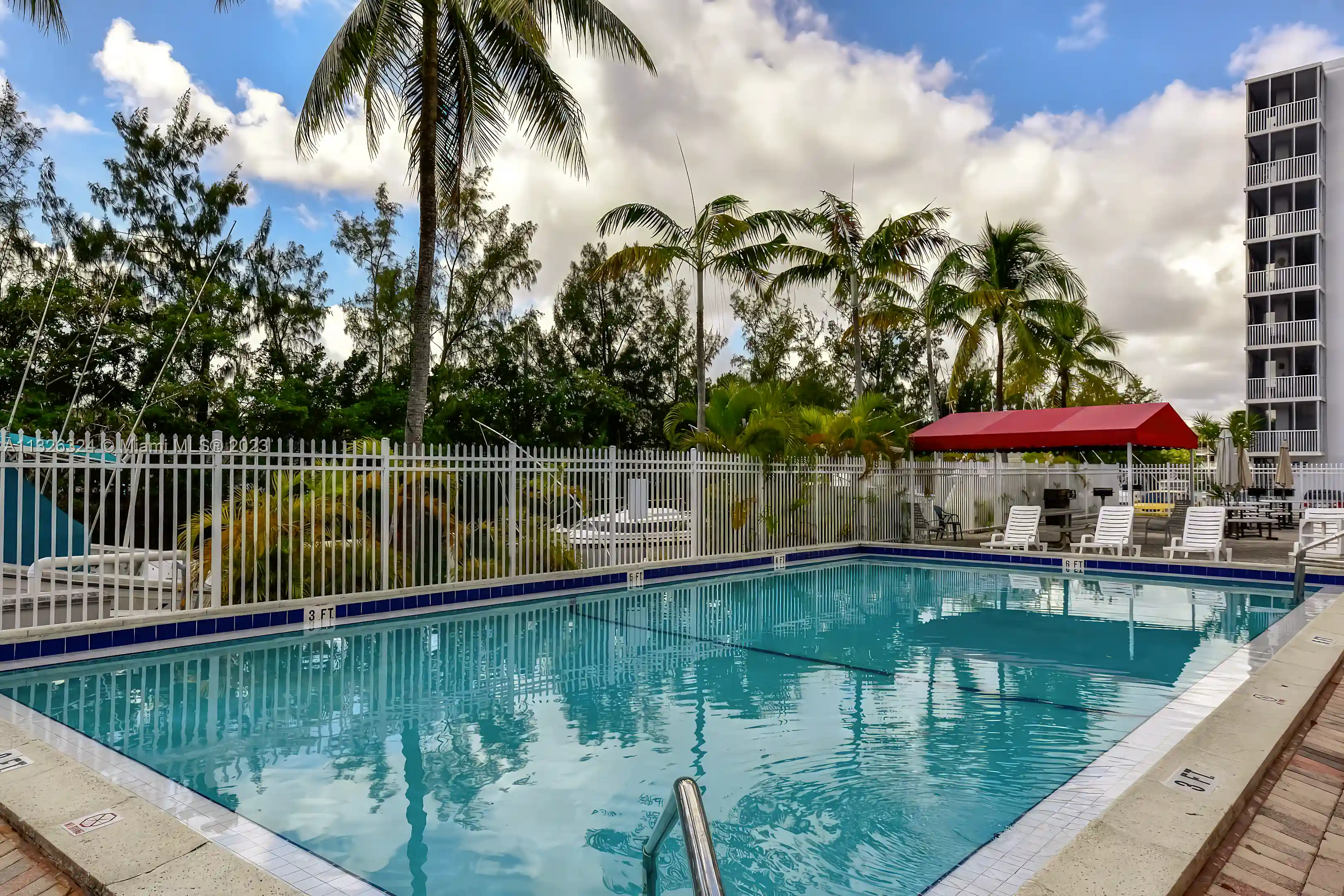 2 Bed, 2 Bath Waterfront Condo for Sale in 3660 Ne 166th St # 402 ...