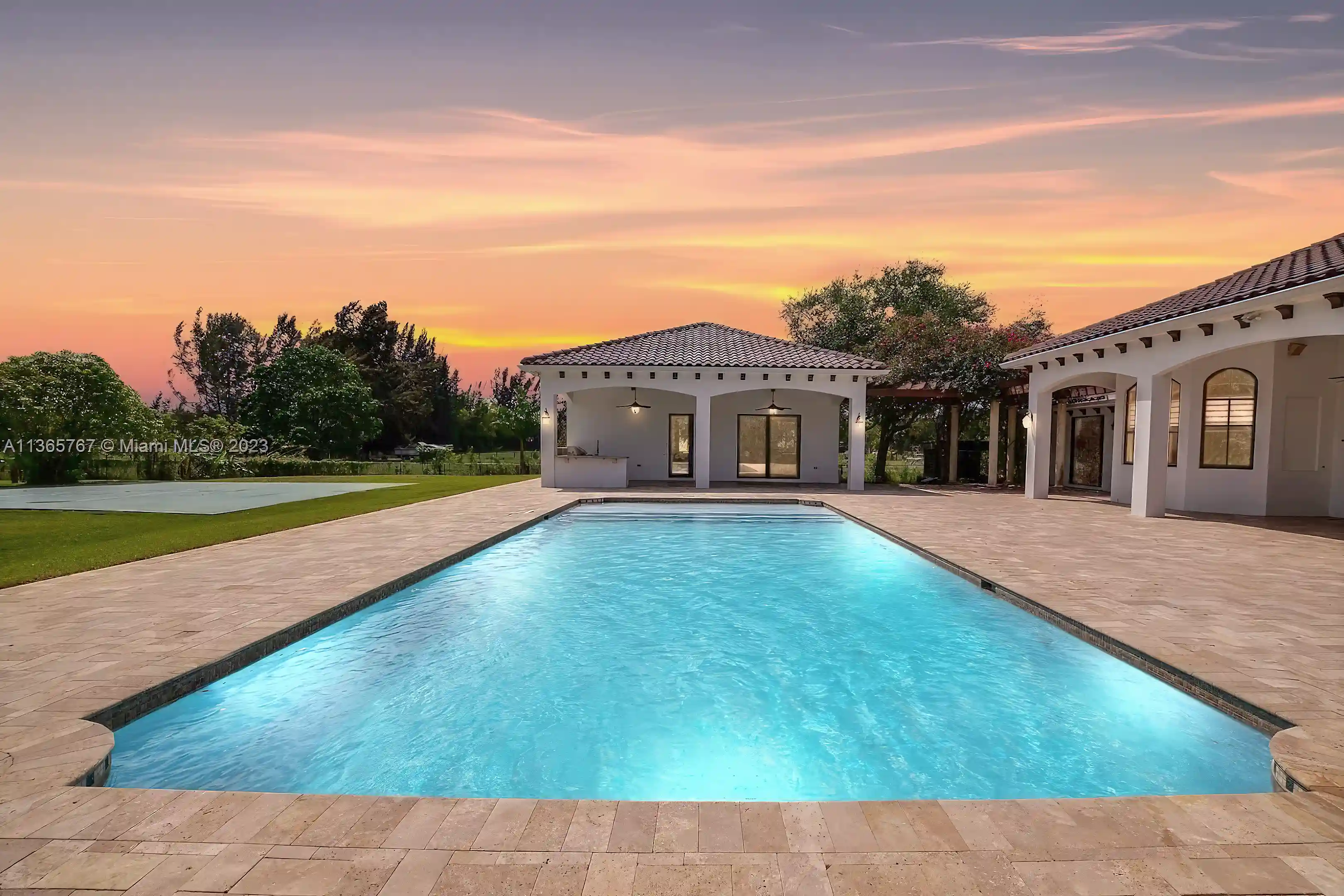 Home for Sale in 6130 Sw 180th Ter, Southwest Ranches, Florida, USA