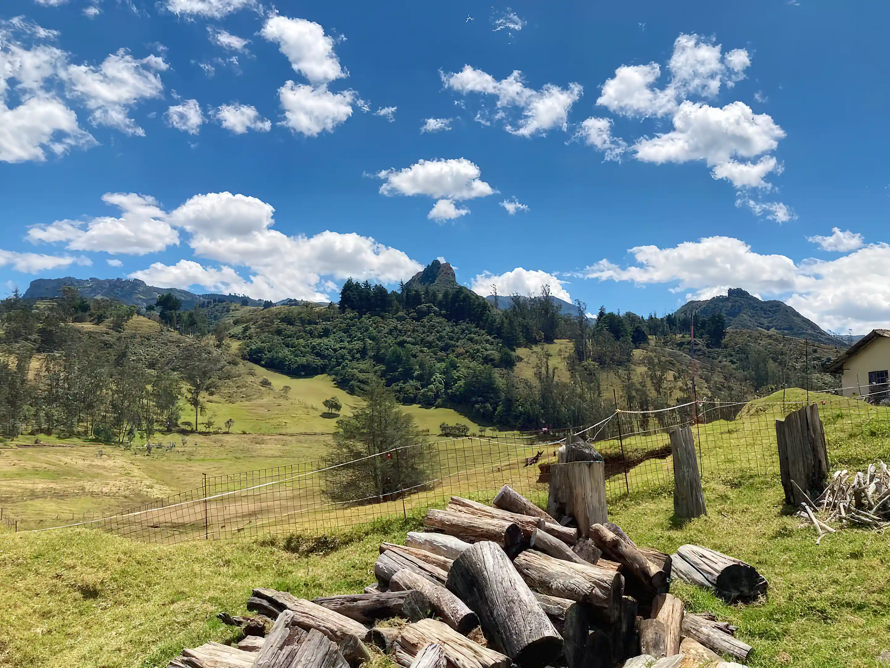 Farm for Sale in Cuenca, Azuay, Ecuador - Viviun