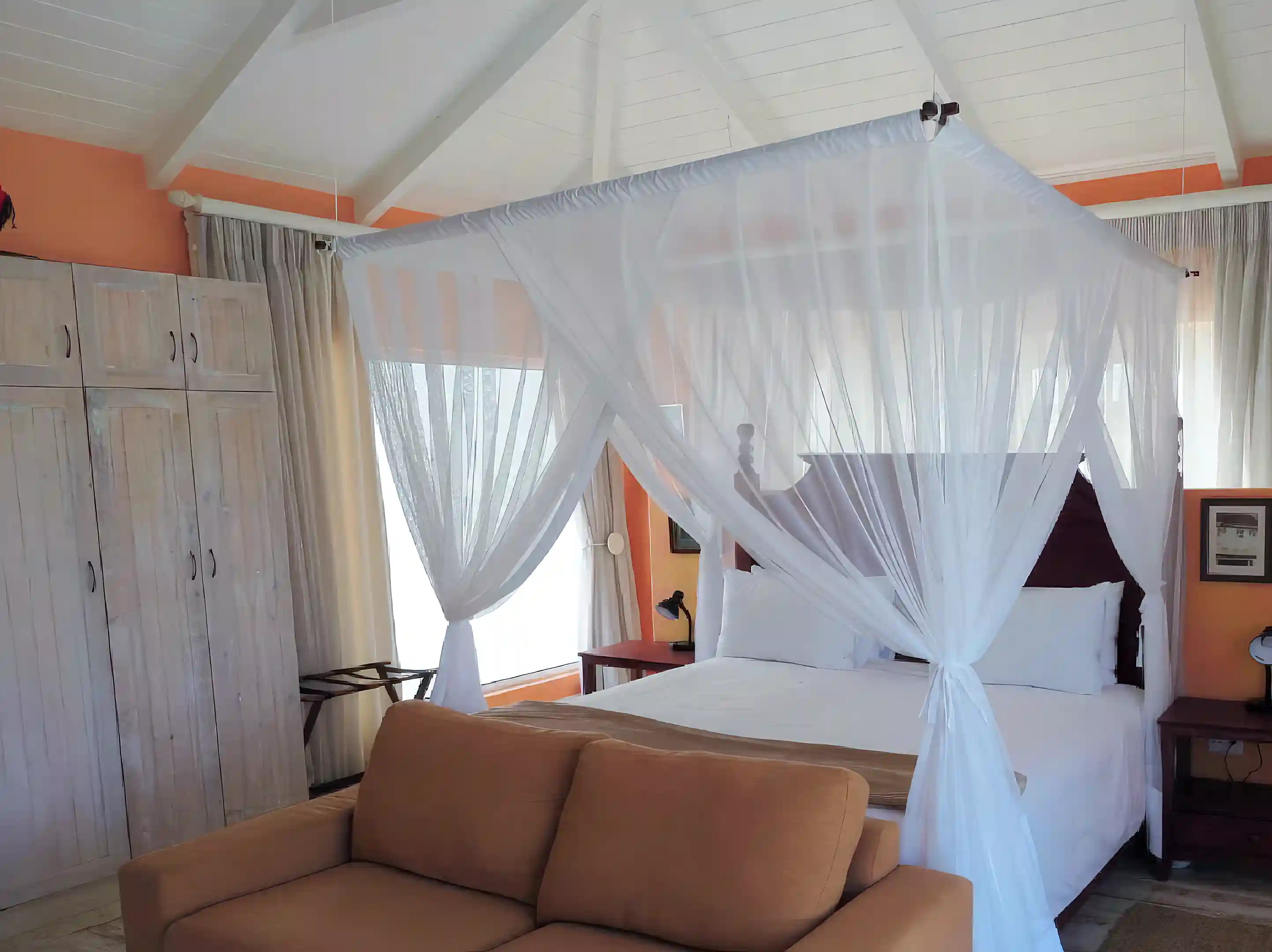 Beachfront Villa for Sale in Vogelstrand, Swakopmnund, Erongo, Namibia ...