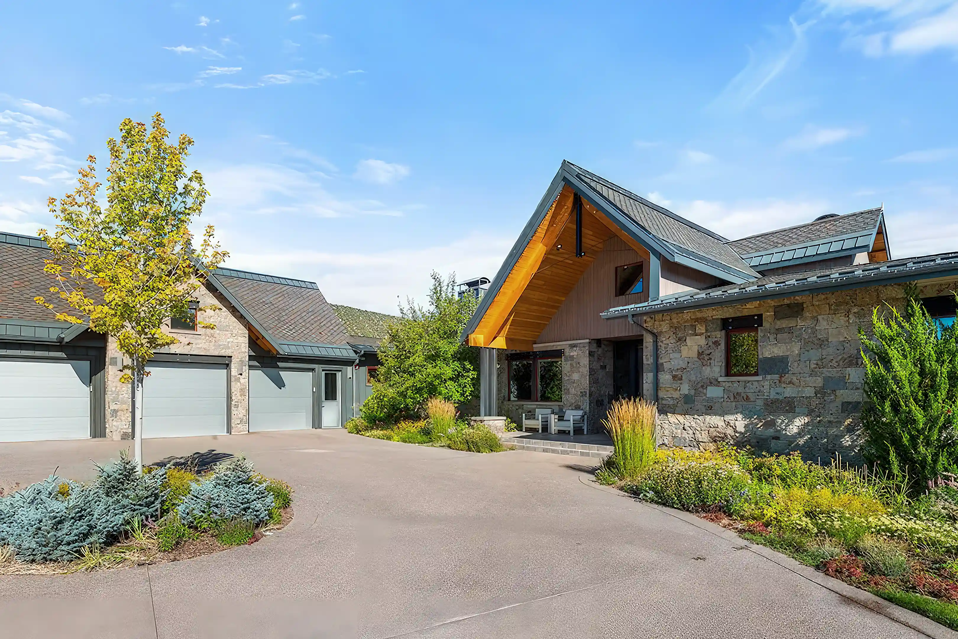 Home for Sale in 37 Primrose Lane, Carbondale, Colorado, USA