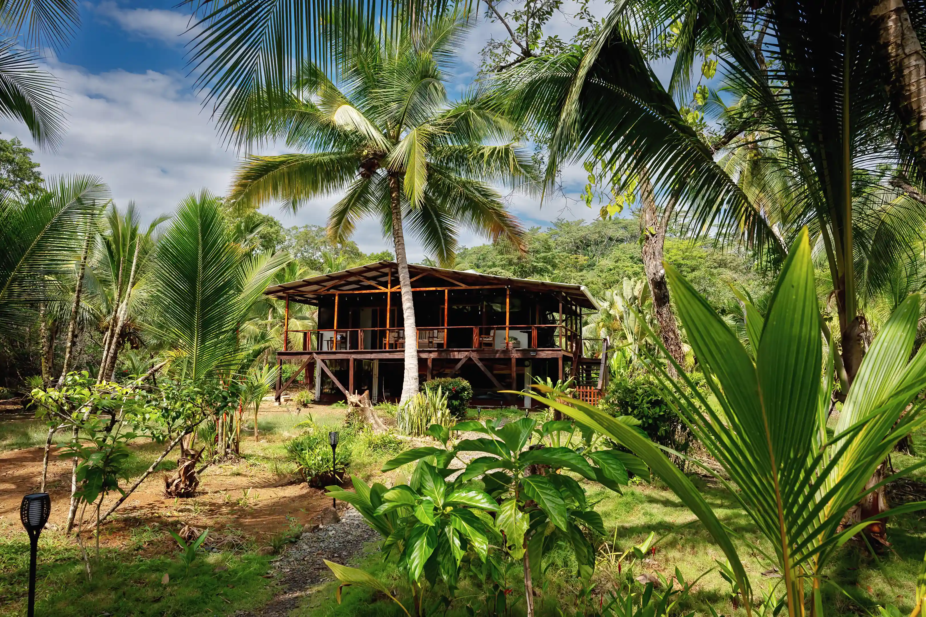 Oceanfront Home for Sale in Isla Cristobal, Bocatorito, Bocas Del Toro ...