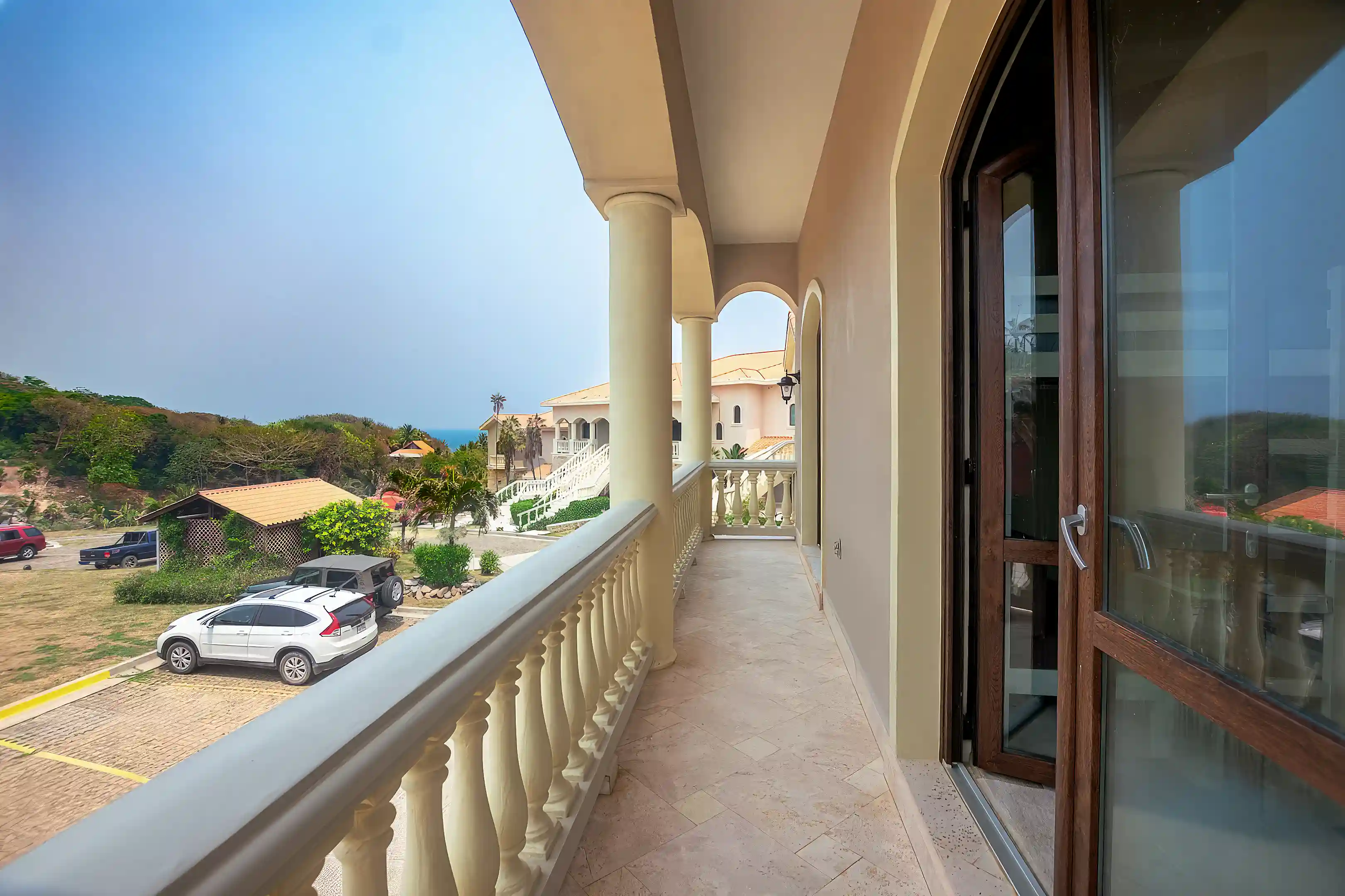 Ocean View Condo for Sale in Roatan, Bay Island, Honduras