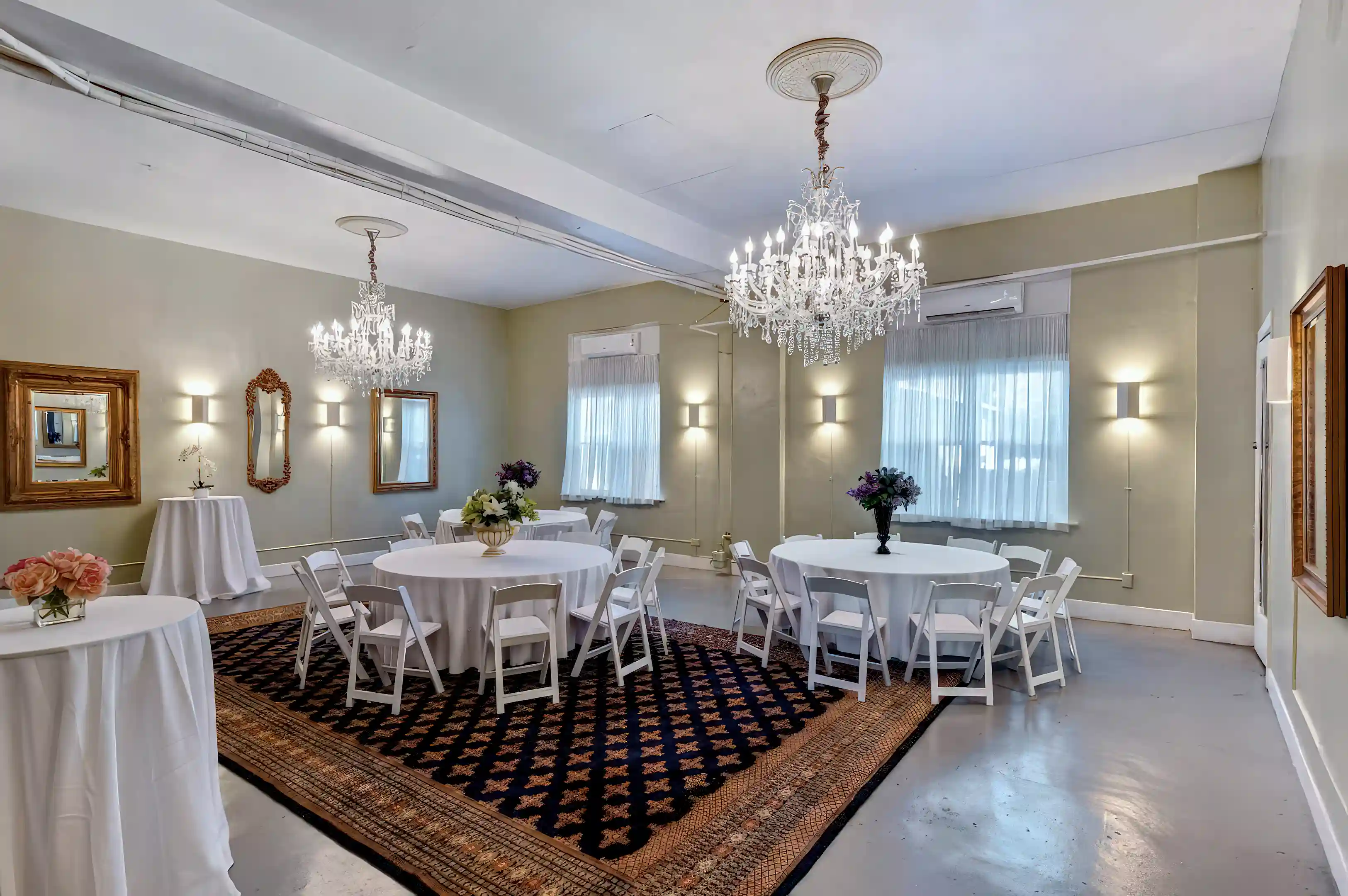 Commercial Building for Sale in 215 E. Wallace Street, San Saba, Texas ...