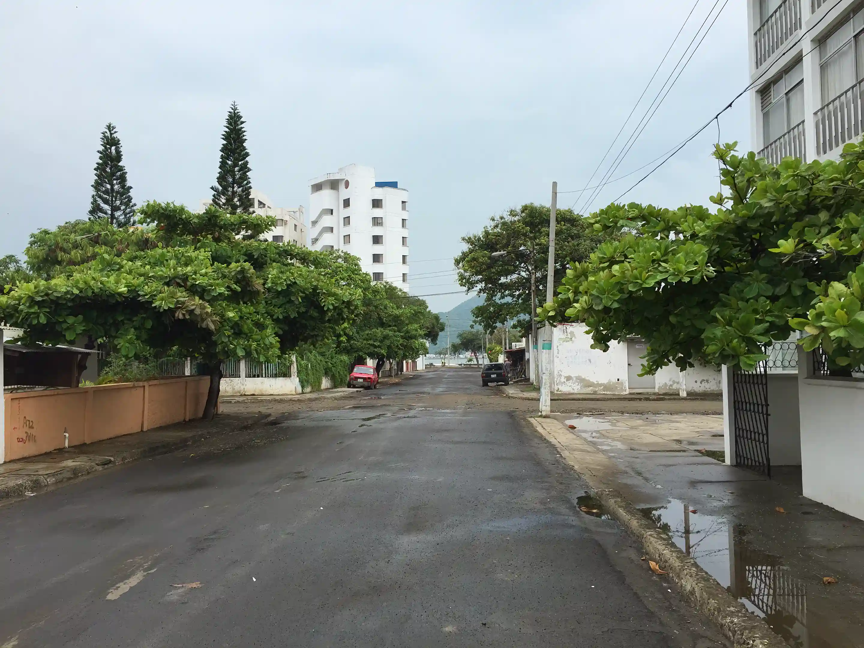 Condo for Sale in Calle Surgio Plazza, Bahia De Caraquez, San Vicente ...