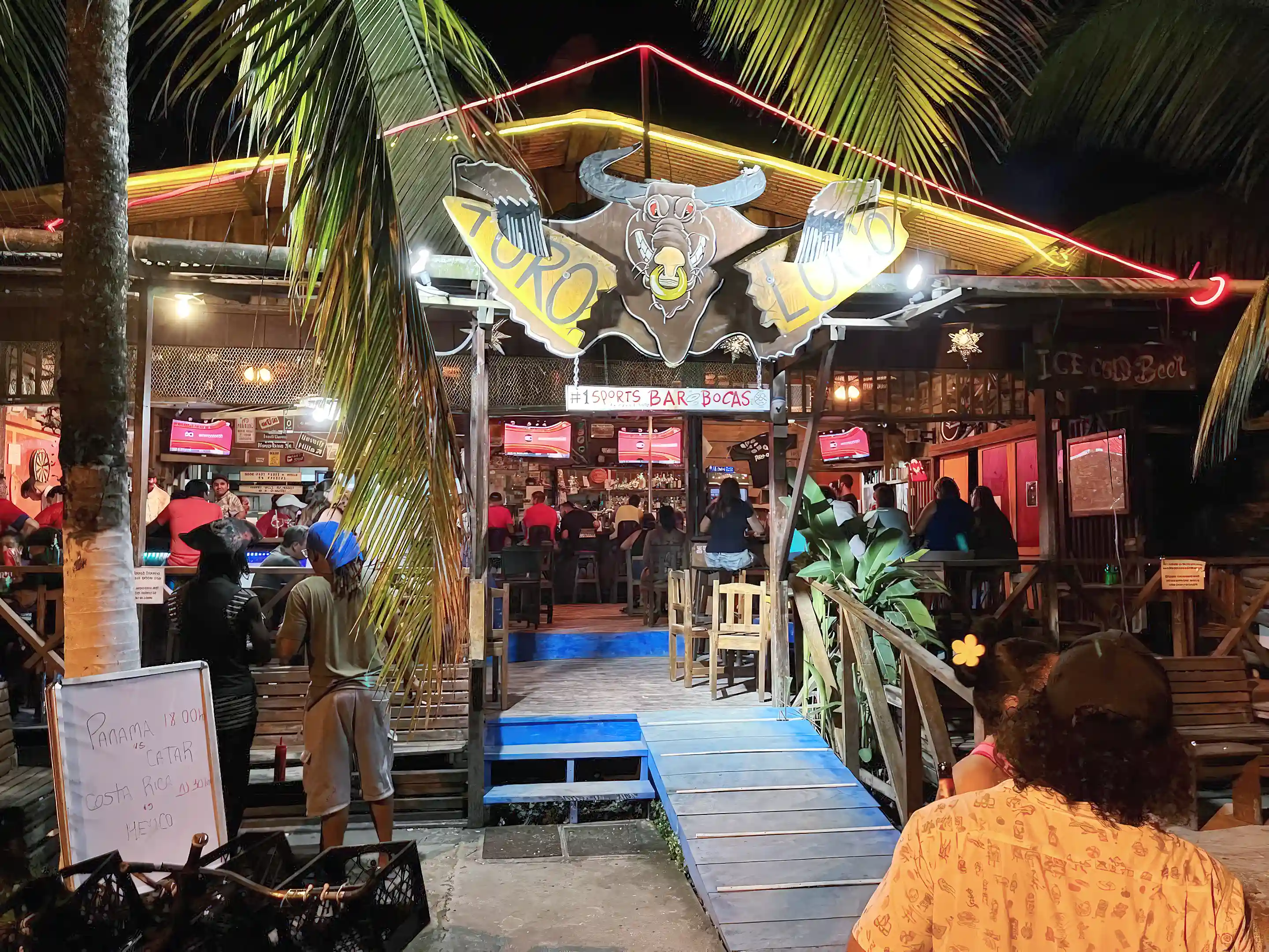 Sports Bar and Restaurant for Sale in Ave Central, Isla Colon, Bocas ...