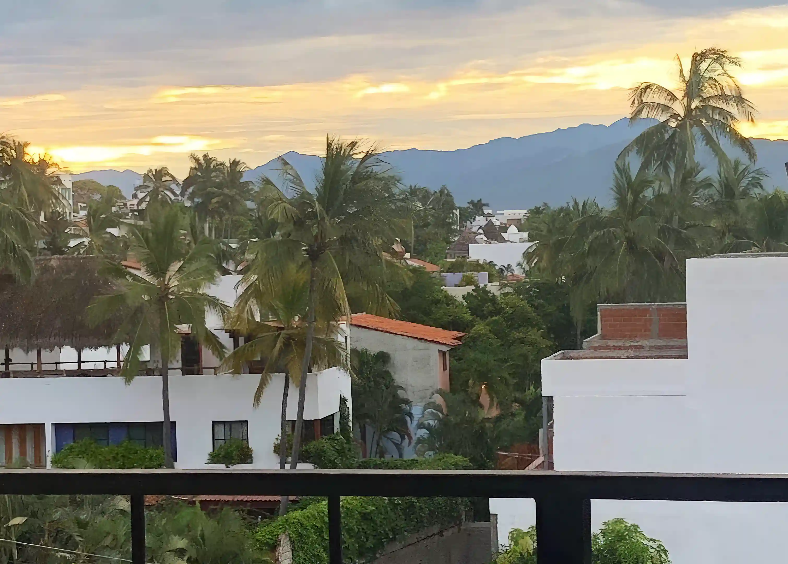 Luxury Condo for Sale in Lazaro Cardenas, Life Bucerias, Zona Dorada ...