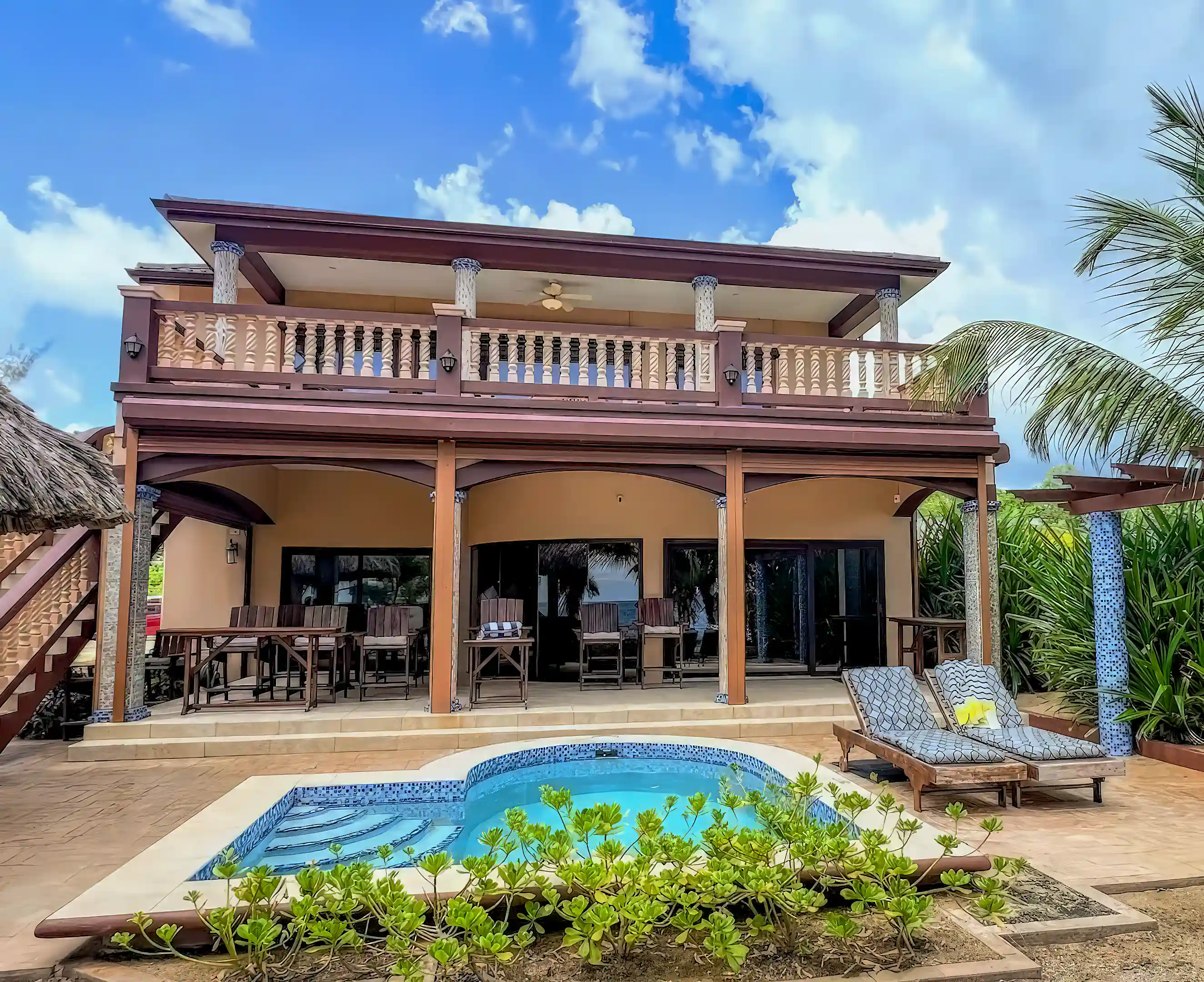 Luxury Beach House for Sale in Seafront Street, Phase 2, Sittee Point ...