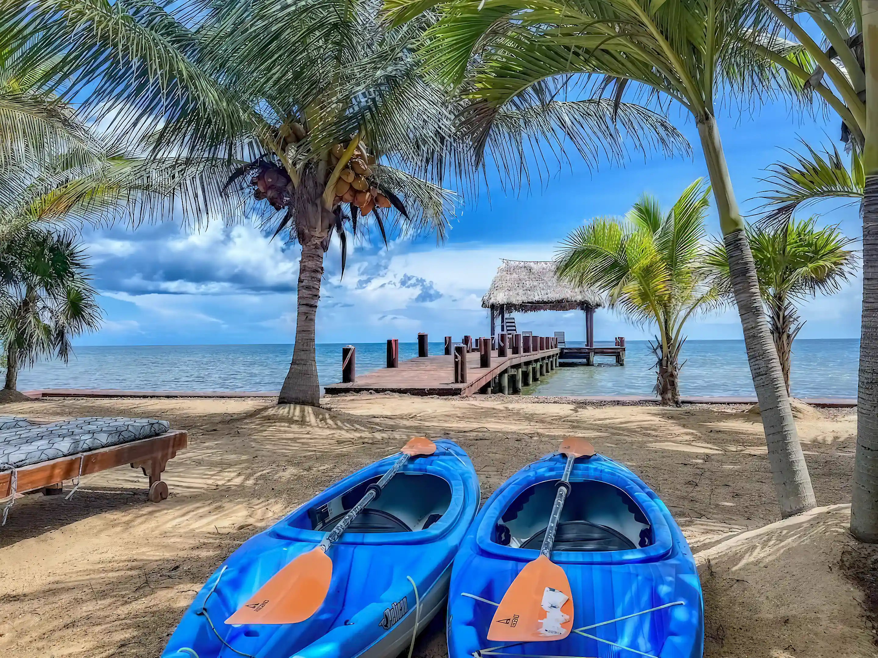 Luxury Beach House for Sale in Seafront Street, Phase 2, Sittee Point ...