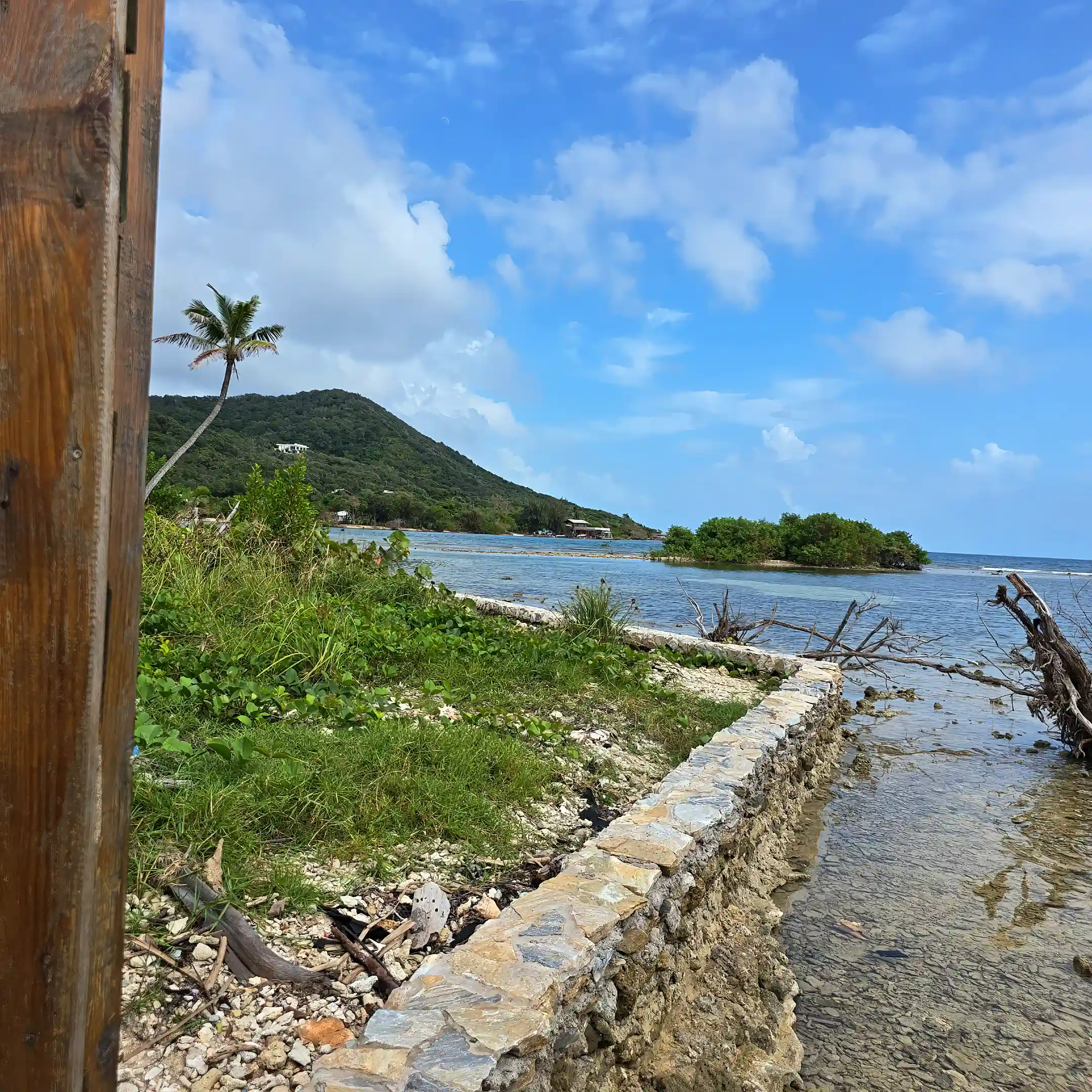 Beachfront Lot for Sale in Calabash Bight, Roatan, Bay Islands, Honduras